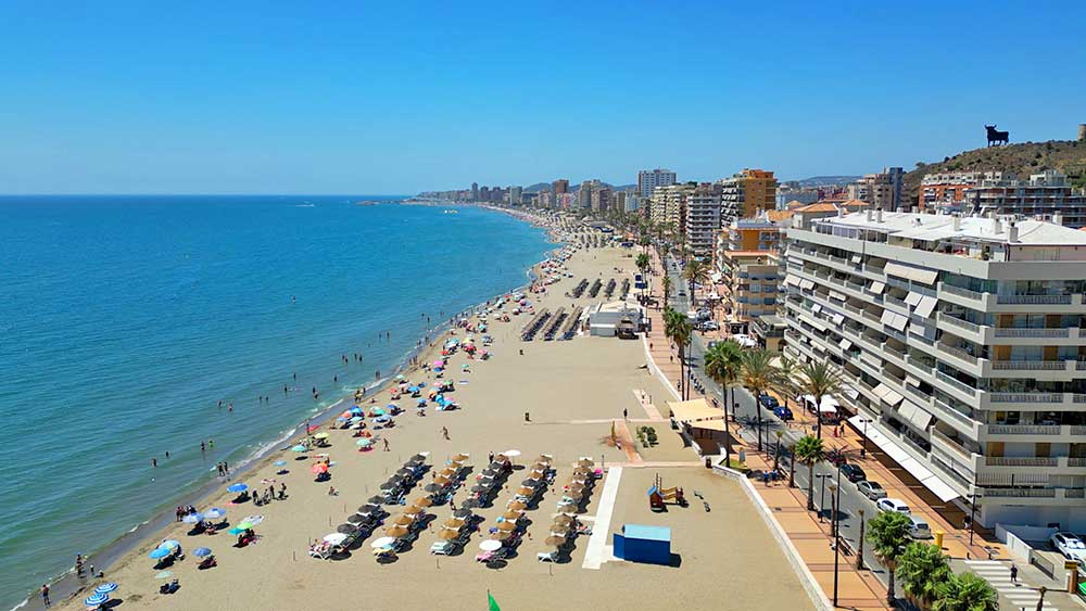 Fuengirola city guide: Conveniences meet Spanish Traditions